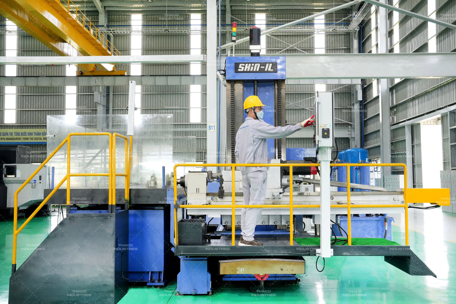 What is Mold Machining? Common Methods & CNC Process Explained