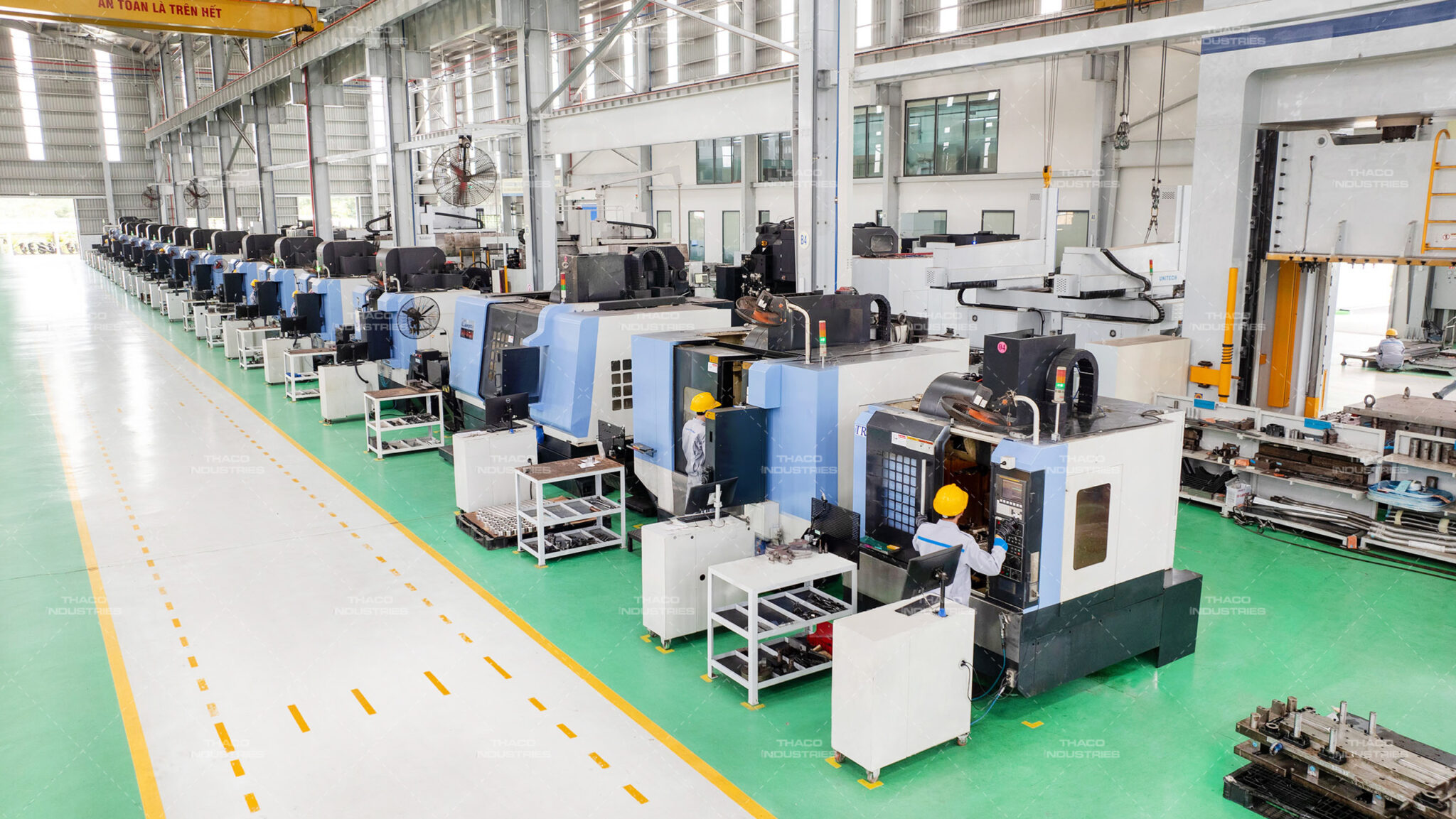 What is Mold Machining? Common Methods & CNC Process Explained