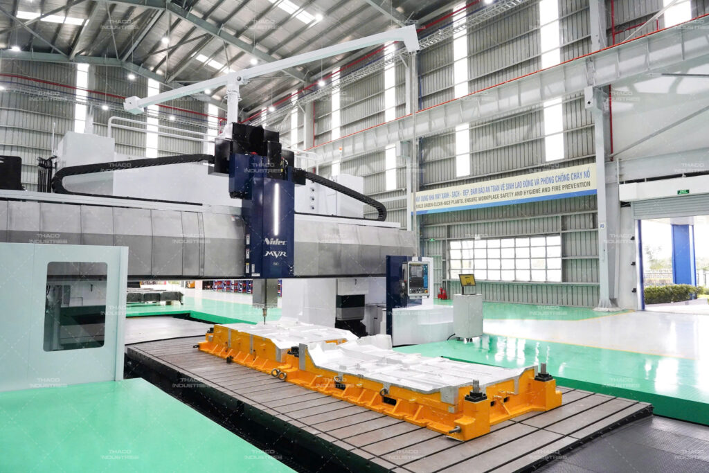 What is Mold Machining? Common Methods & CNC Process Explained